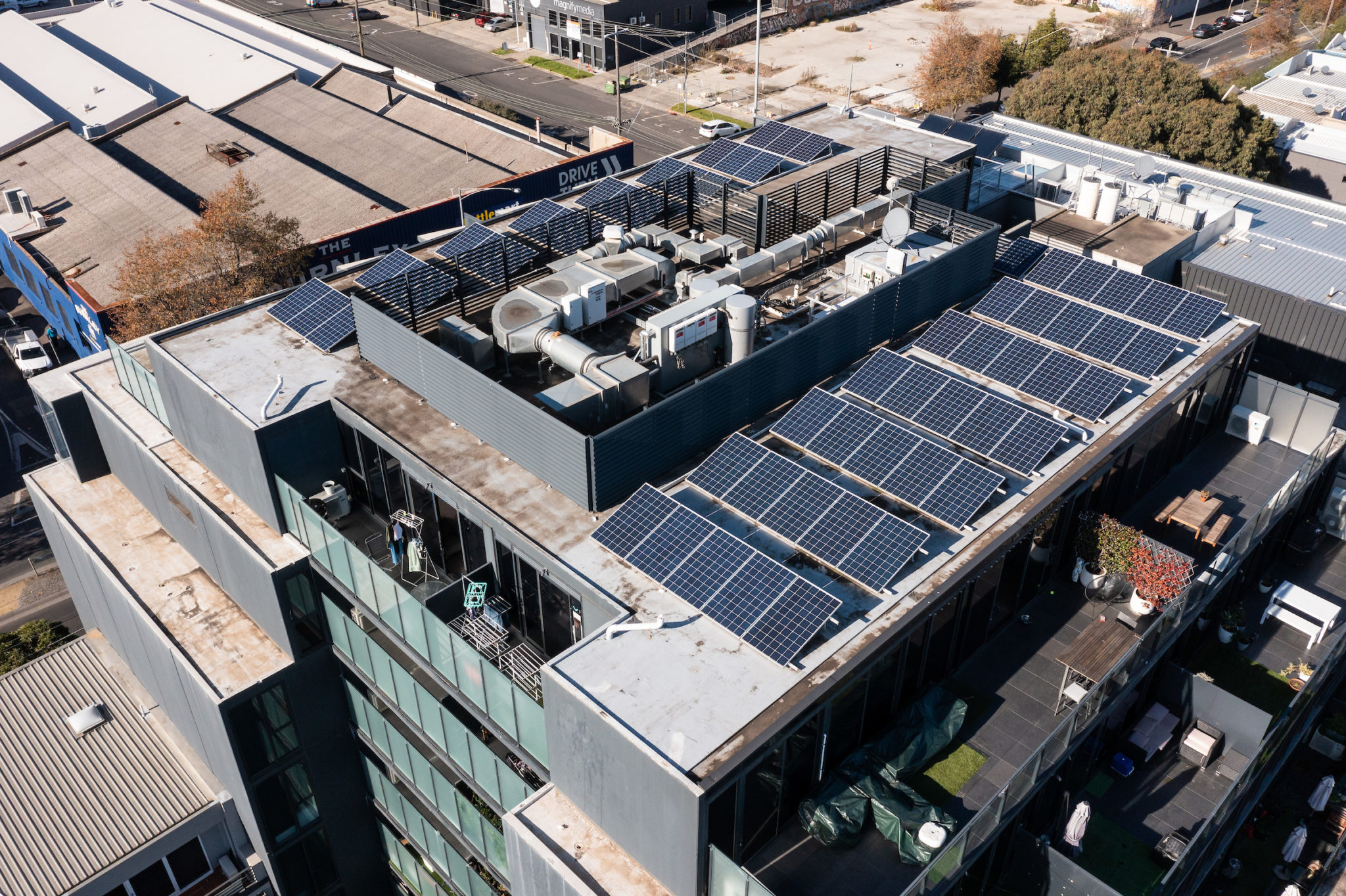 A Comprehensive Guide to Getting Solar on Your Apartment - Yarra Energy ...